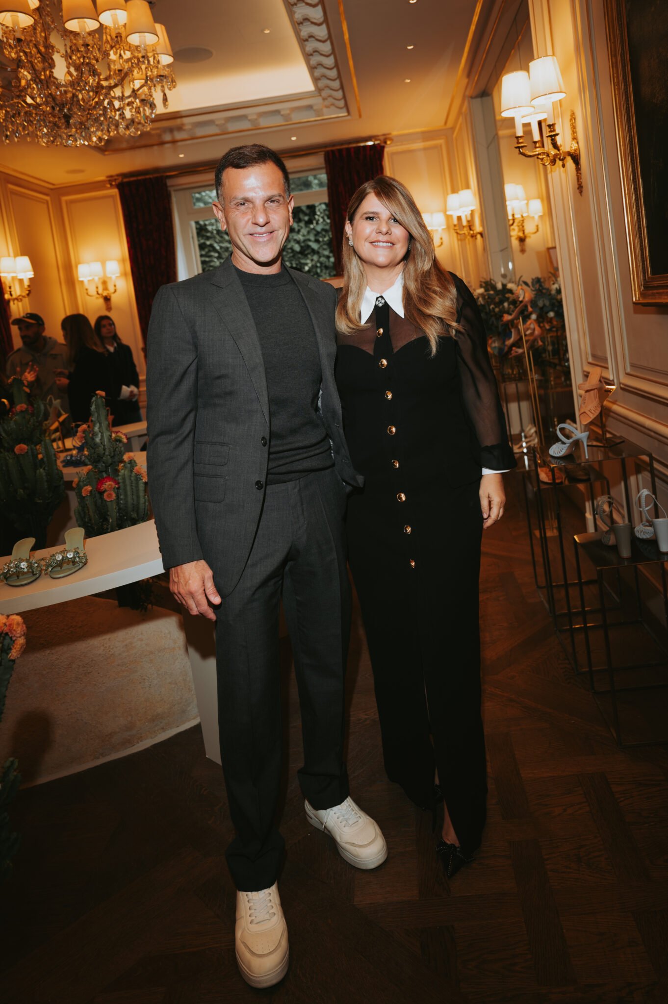 Alexandre Birman apresenta sua coleção de Spring Summer 2025 em Paris ...