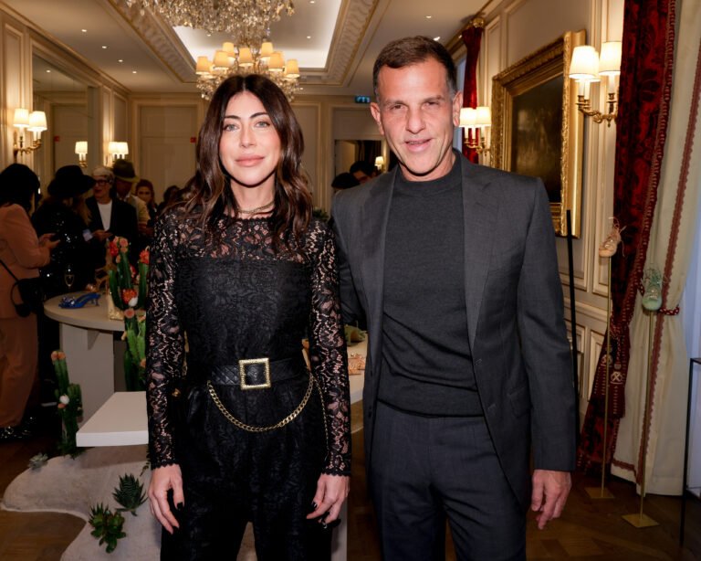 Alexandre Birman apresenta sua coleção de Spring Summer 2025 em Paris ...